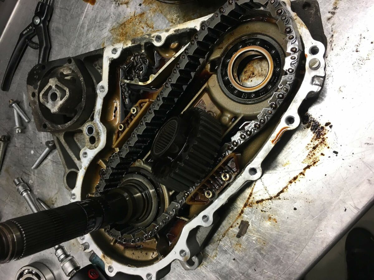 Reparatur von Verteilergetrieben - Getriebe Notdienst | Ihre Profis ...